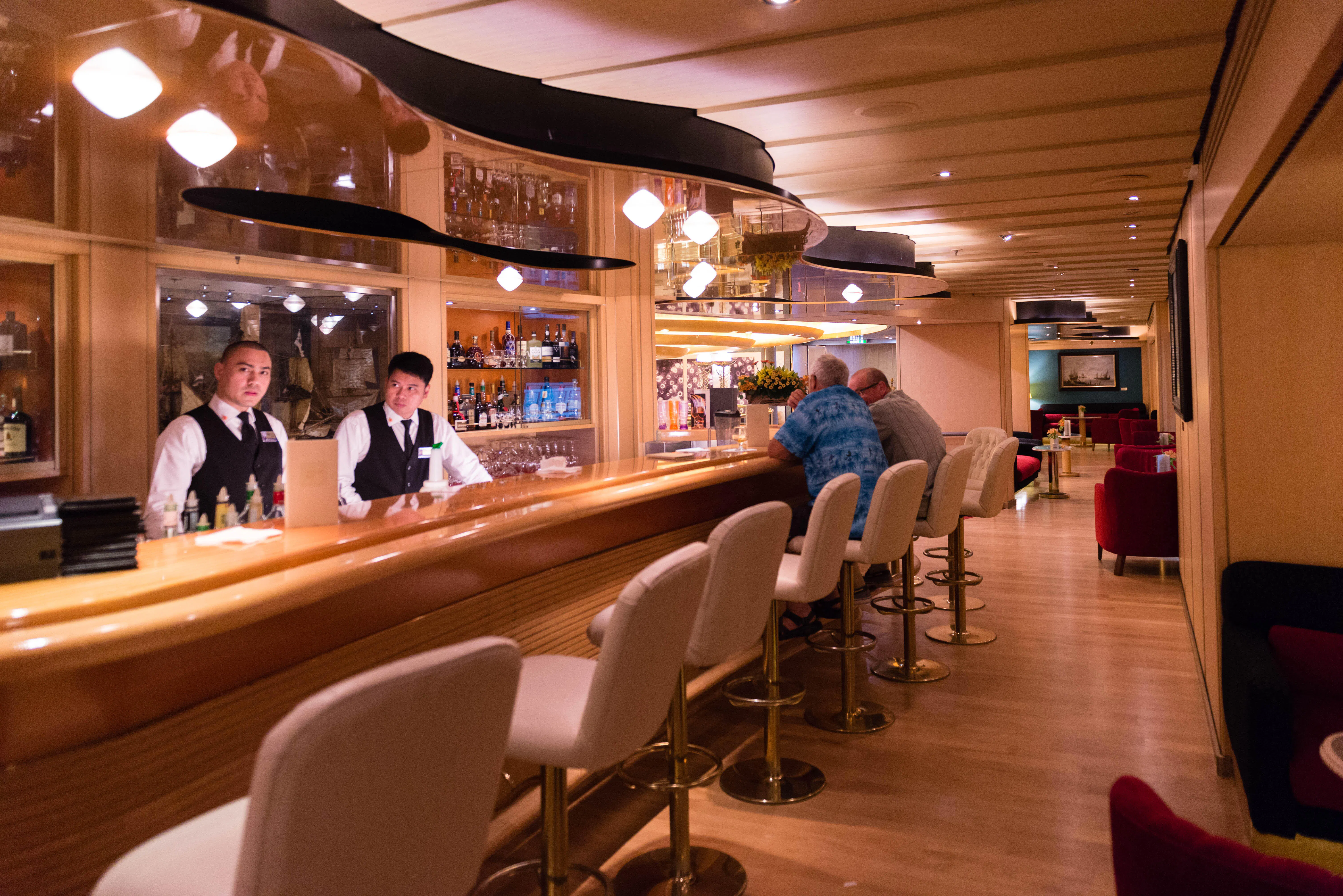 Holland America Oosterdam Dining: Restaurants & Food on Cruise Critic