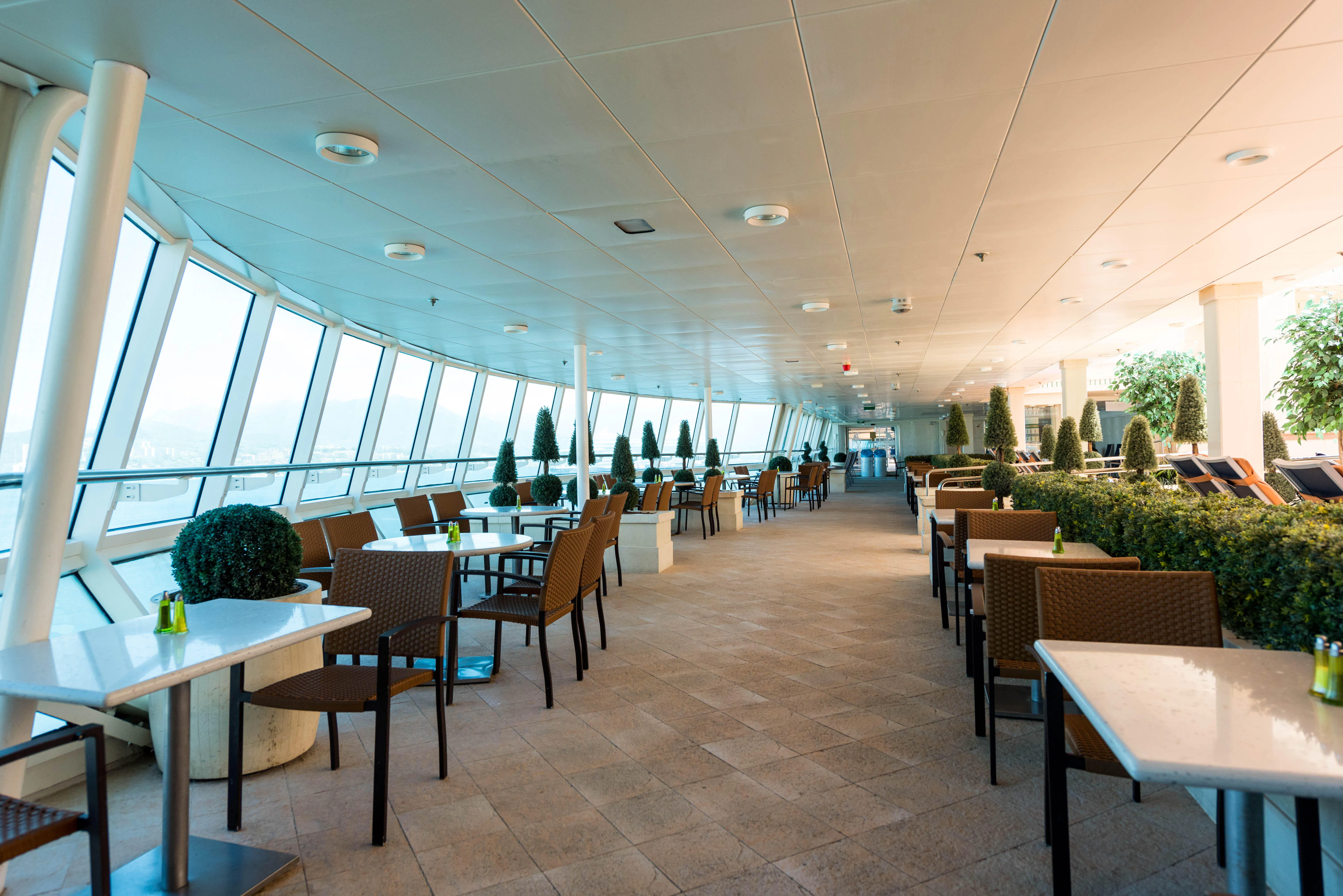 Royal Caribbean Rhapsody of the Seas Dining: Restaurants & Food on ...