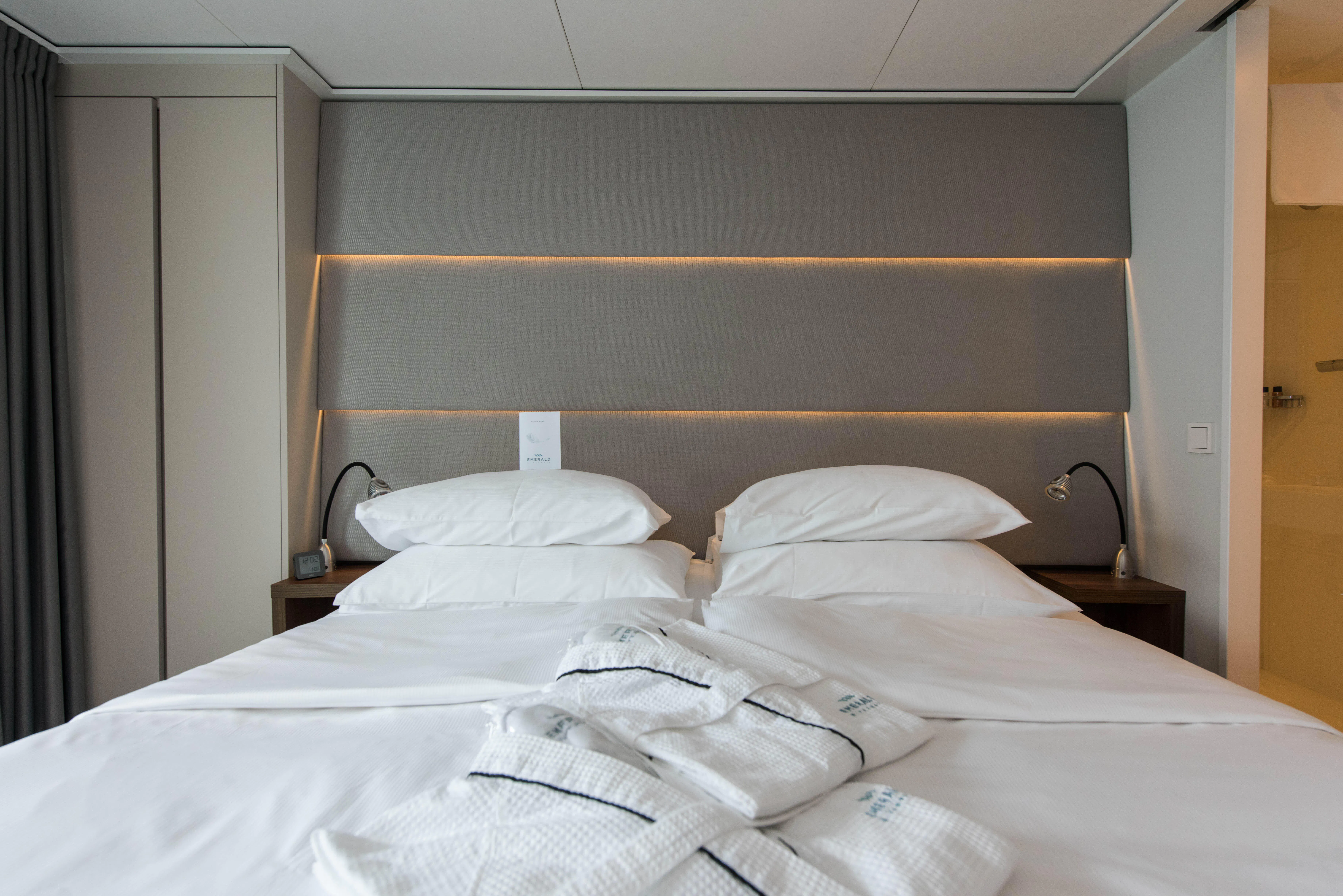Emerald Star Cabins & Staterooms on Cruise Critic