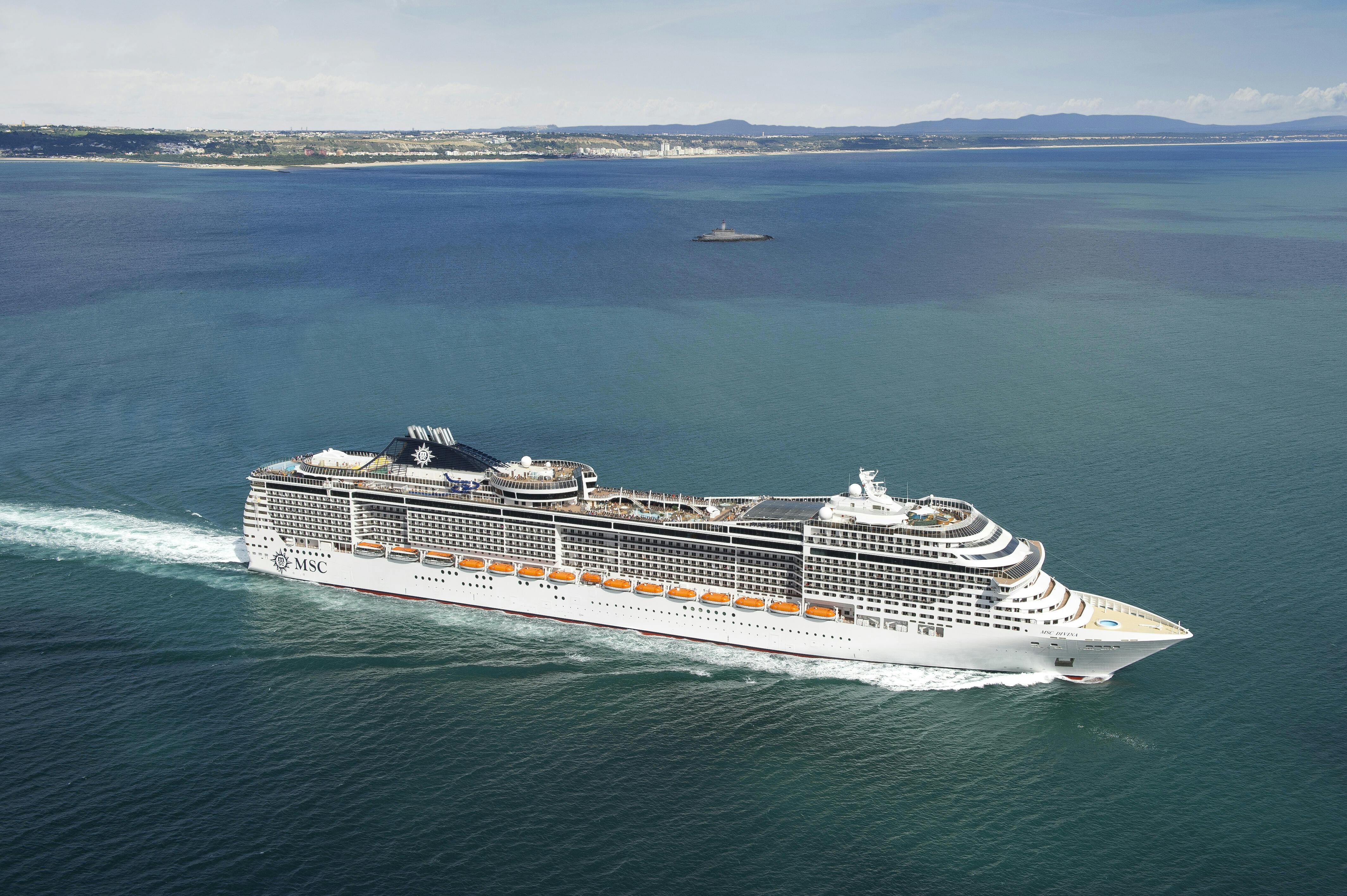 MSC Divina Cruise: Expert Review (2023)