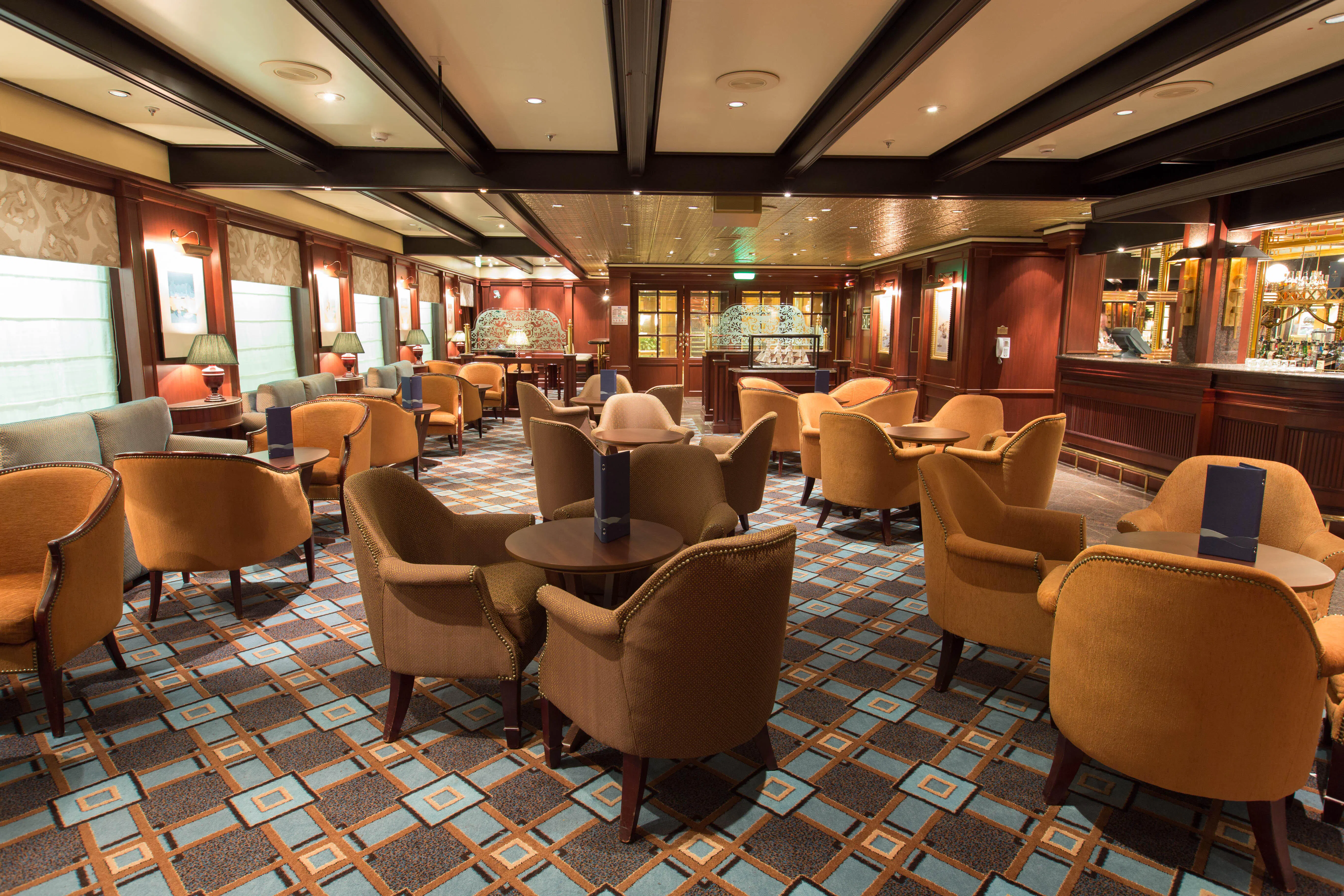 Wheelhouse Bar on Princess Cruises