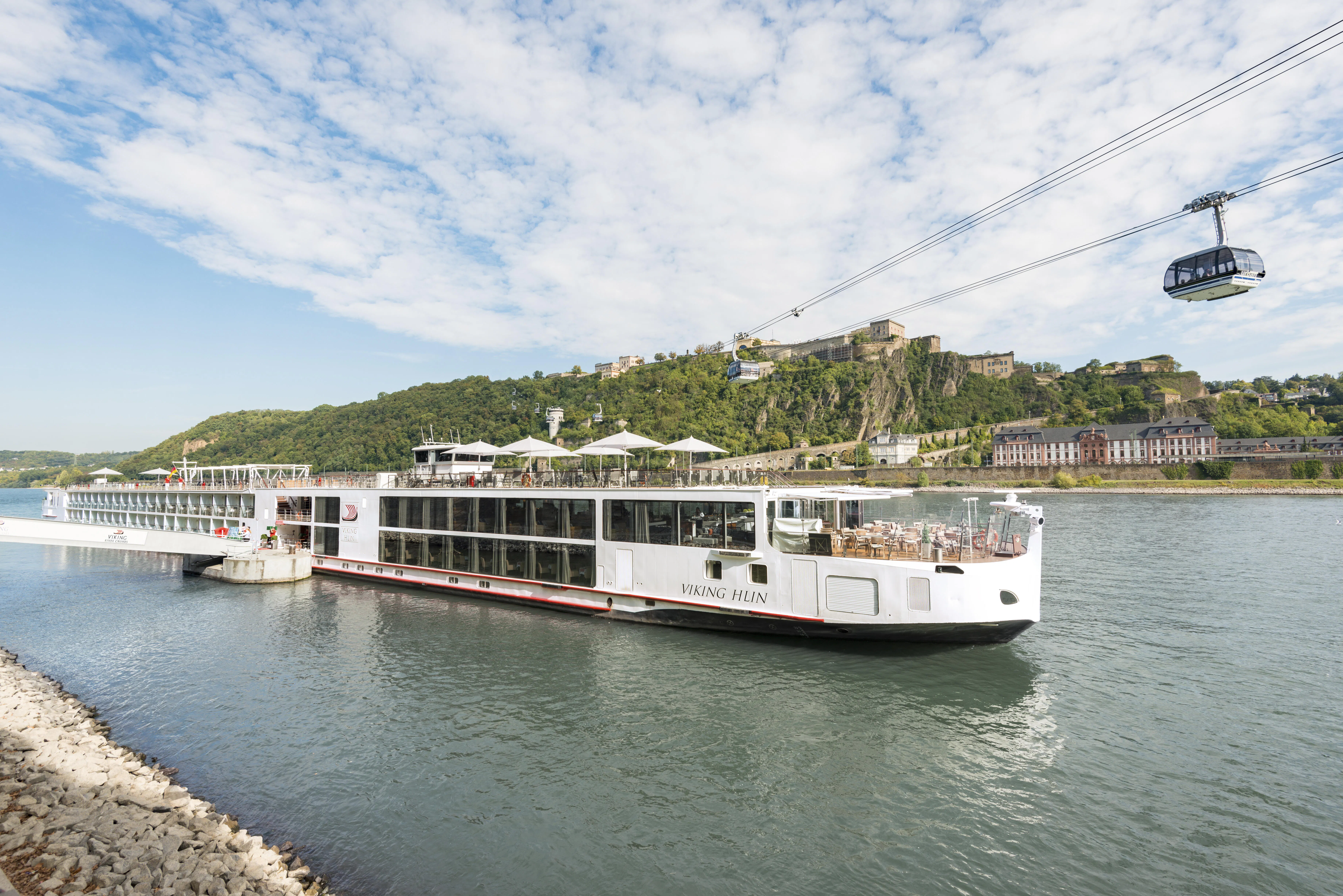 Viking Hlin Cruise: Expert Review (2023)