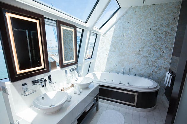 7 Best Cruise Ship Bathrooms
