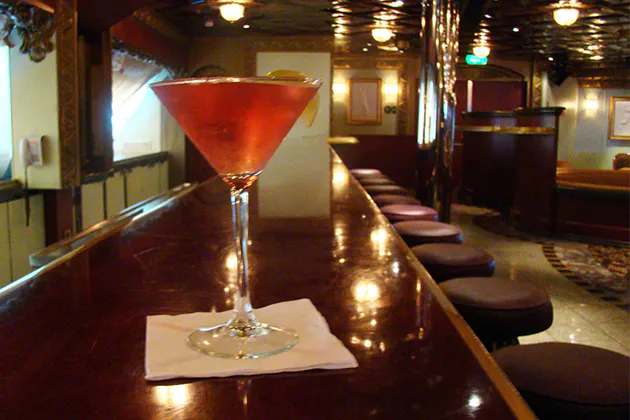 5 Best Carnival Cruise Cocktails