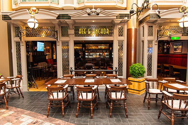 Best Pubs at Sea