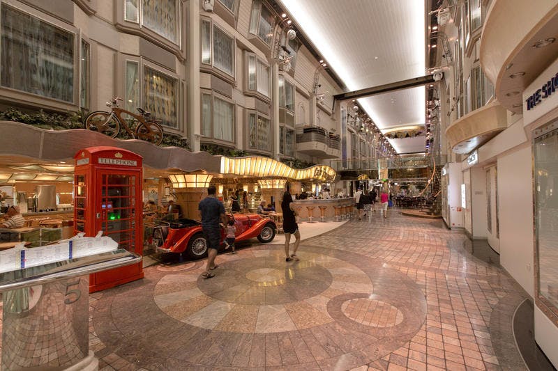 Royal Promenade on Royal Caribbean Voyager of the Seas Cruise Ship ...