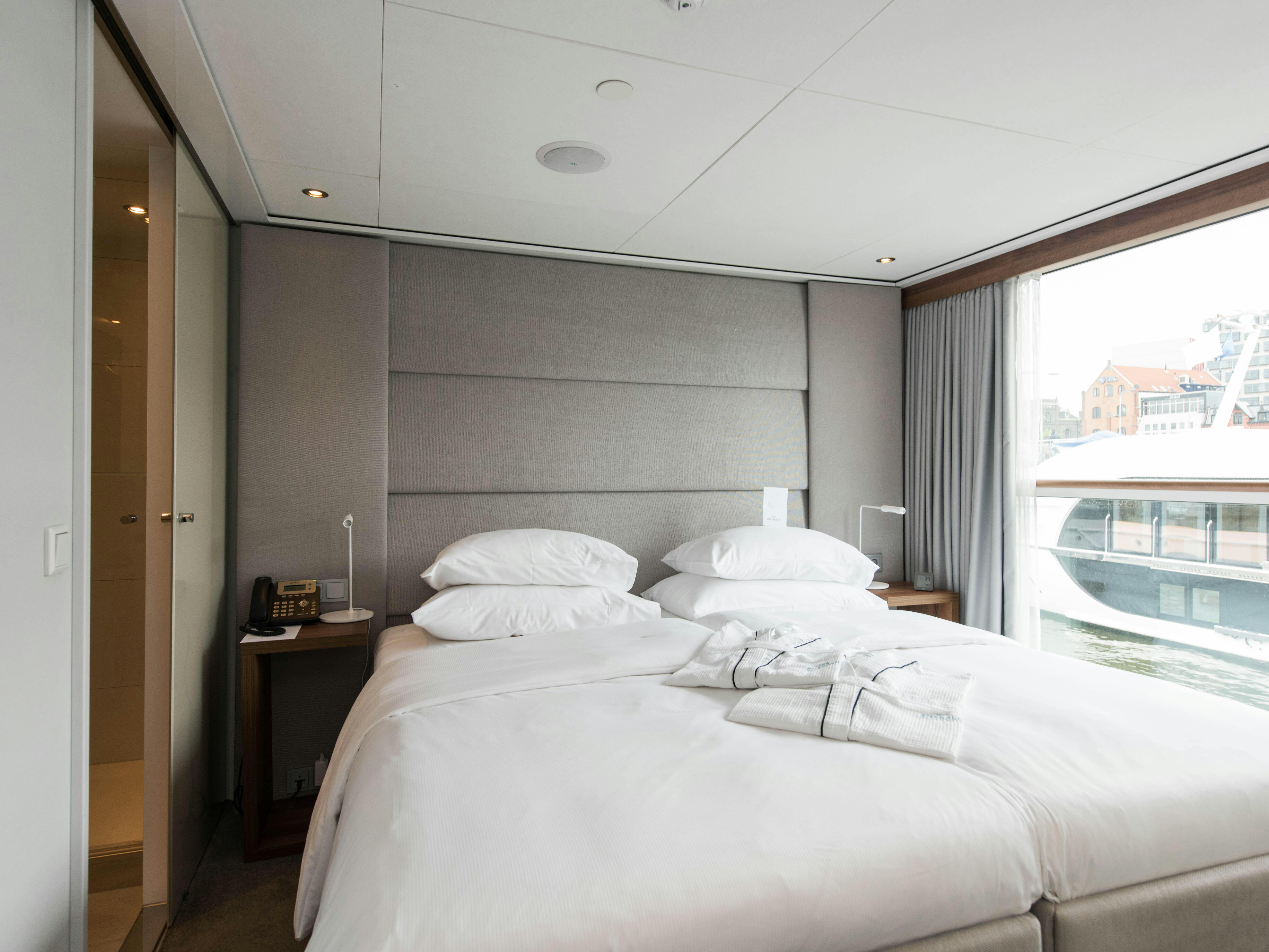 Emerald Star Cabins & Staterooms on Cruise Critic