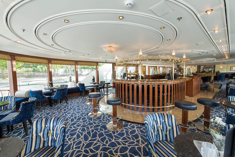 Panorama Lounge on ms Sapphire Cruise Ship - Cruise Critic