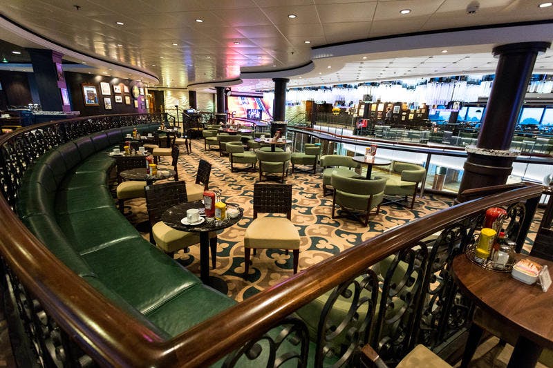 O'Sheehan's Neighborhood Bar & Grill on Norwegian Jade Cruise Ship ...