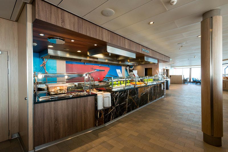 Windjammer Marketplace on Royal Caribbean Symphony of the Seas Ship ...