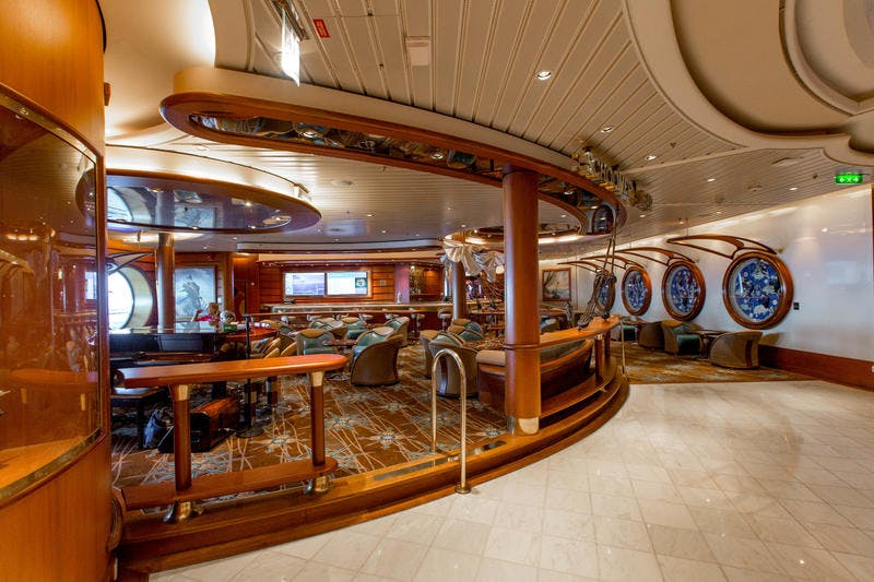 Schooner Bar on Royal Caribbean Mariner of the Seas Cruise Ship ...