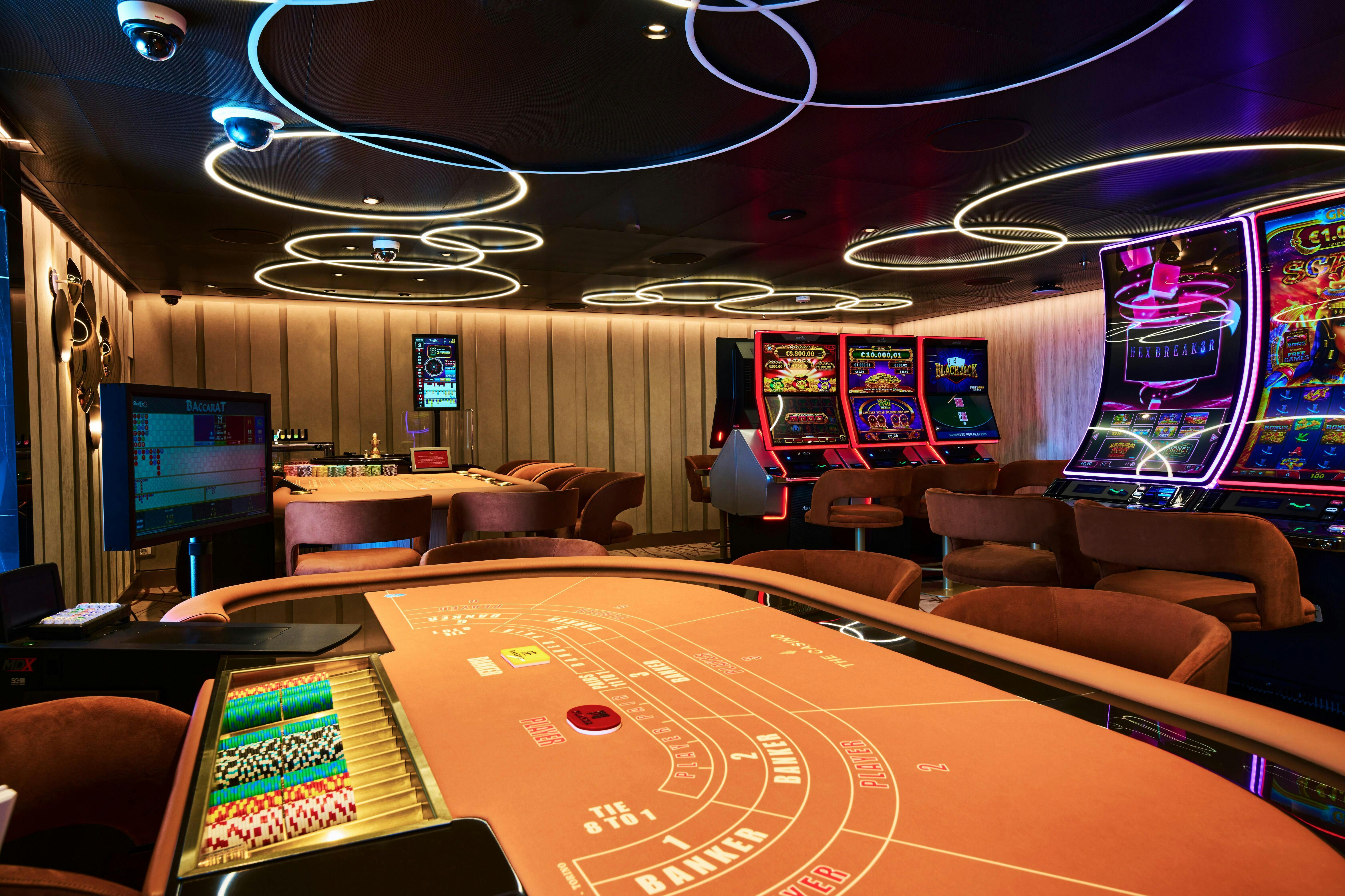 Best Panama Canal & Central America Cruises to Tenerife 2026-2028