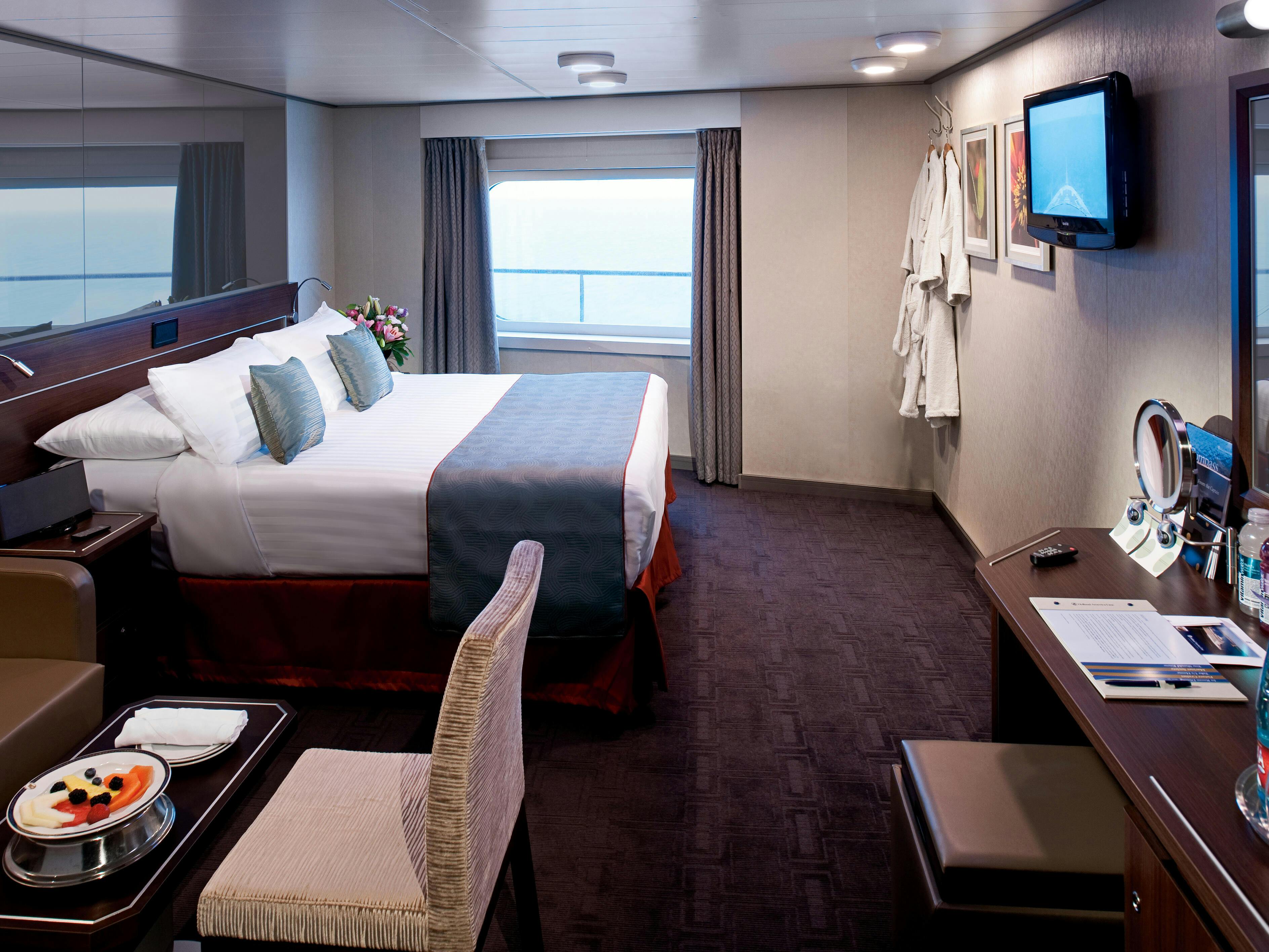 Holland America Nieuw Amsterdam Cruise - Ship Review - Photos ...