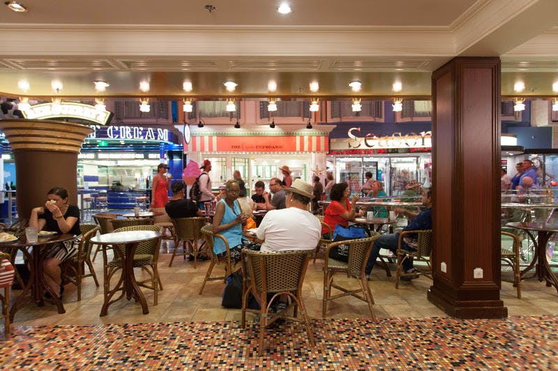 Cafe Promenade on Royal Caribbean Independence of the Seas Ship ...
