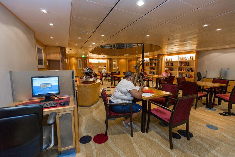 Library on Royal Caribbean Navigator of the Seas Cruise Ship - Cruise ...