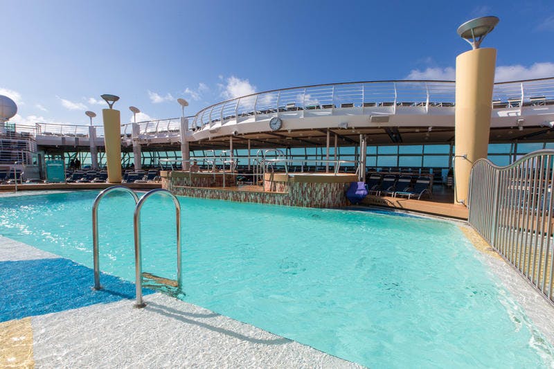 Main Pool on Royal Caribbean Navigator of the Seas Cruise Ship - Cruise ...