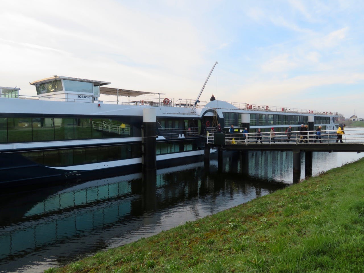 Worthwhile Gate 1 river cruise on the Monarch Countess | Monarch ...