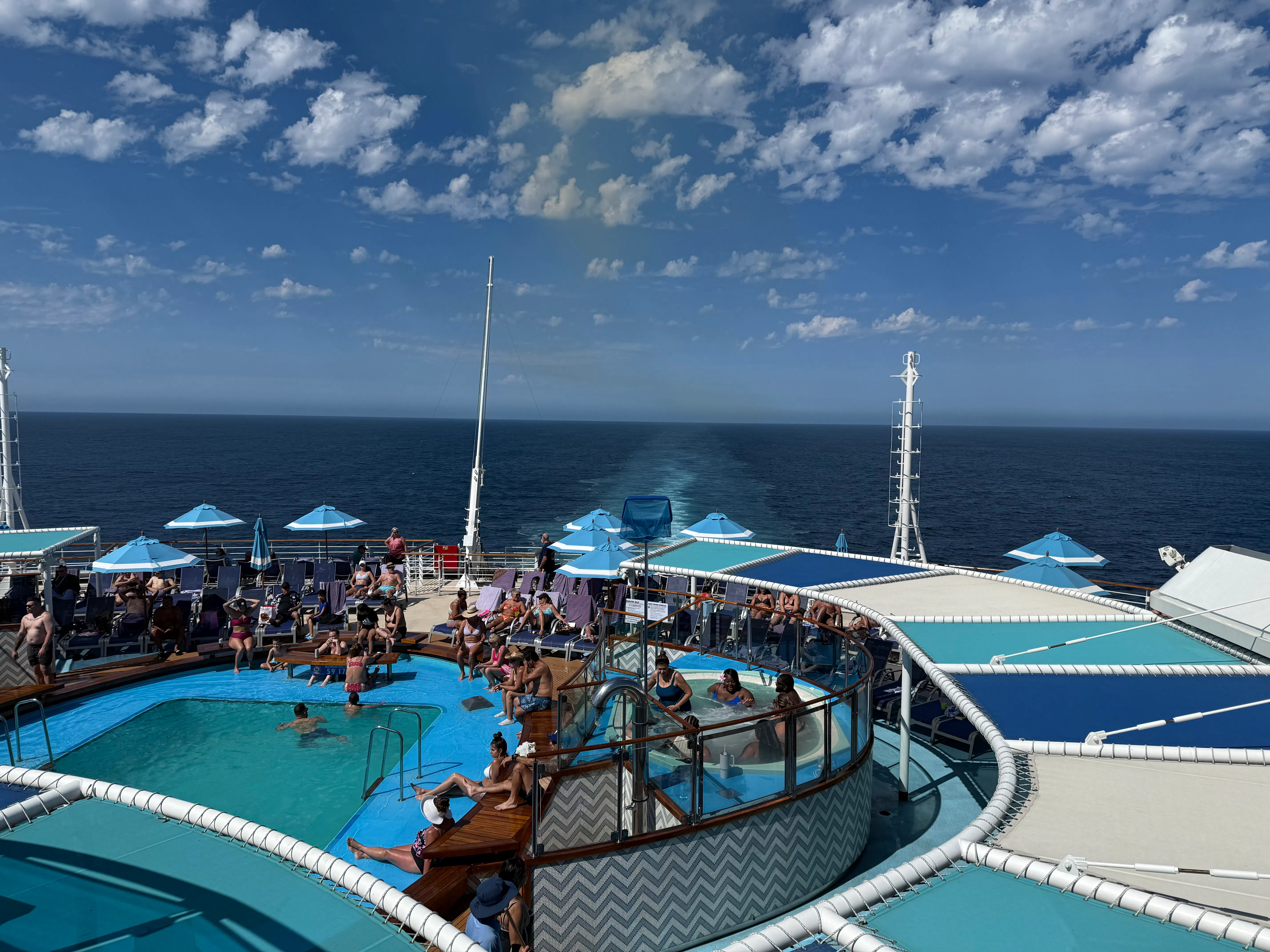 Carnival Cruise Reviews (2025 UPDATED): Ratings of Carnival Cruise Line