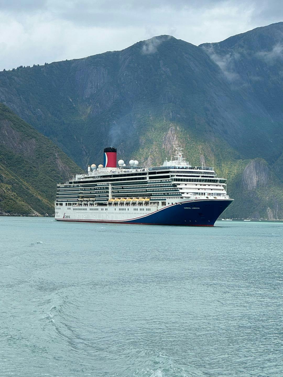 Carnival Luminosa Cruise Reviews (2024 UPDATED): Ratings of Carnival ...